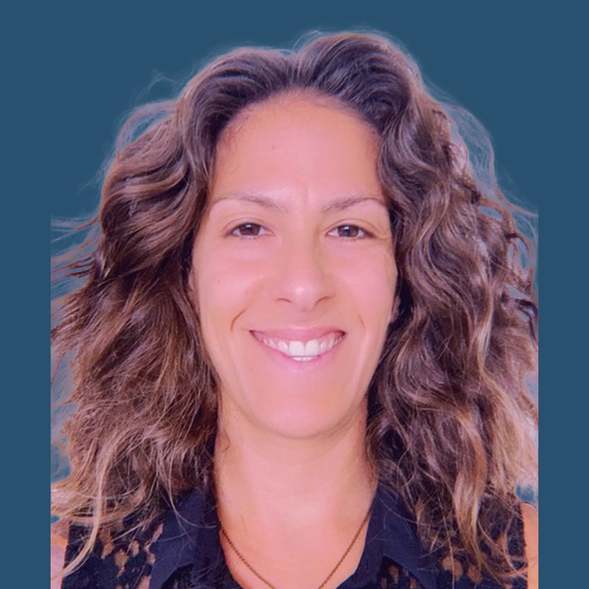 Professional Team – Hebrew at the Center